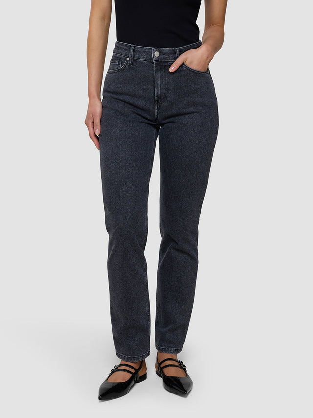 Jeans til kvinder | SHAPING NEW TOMORROW