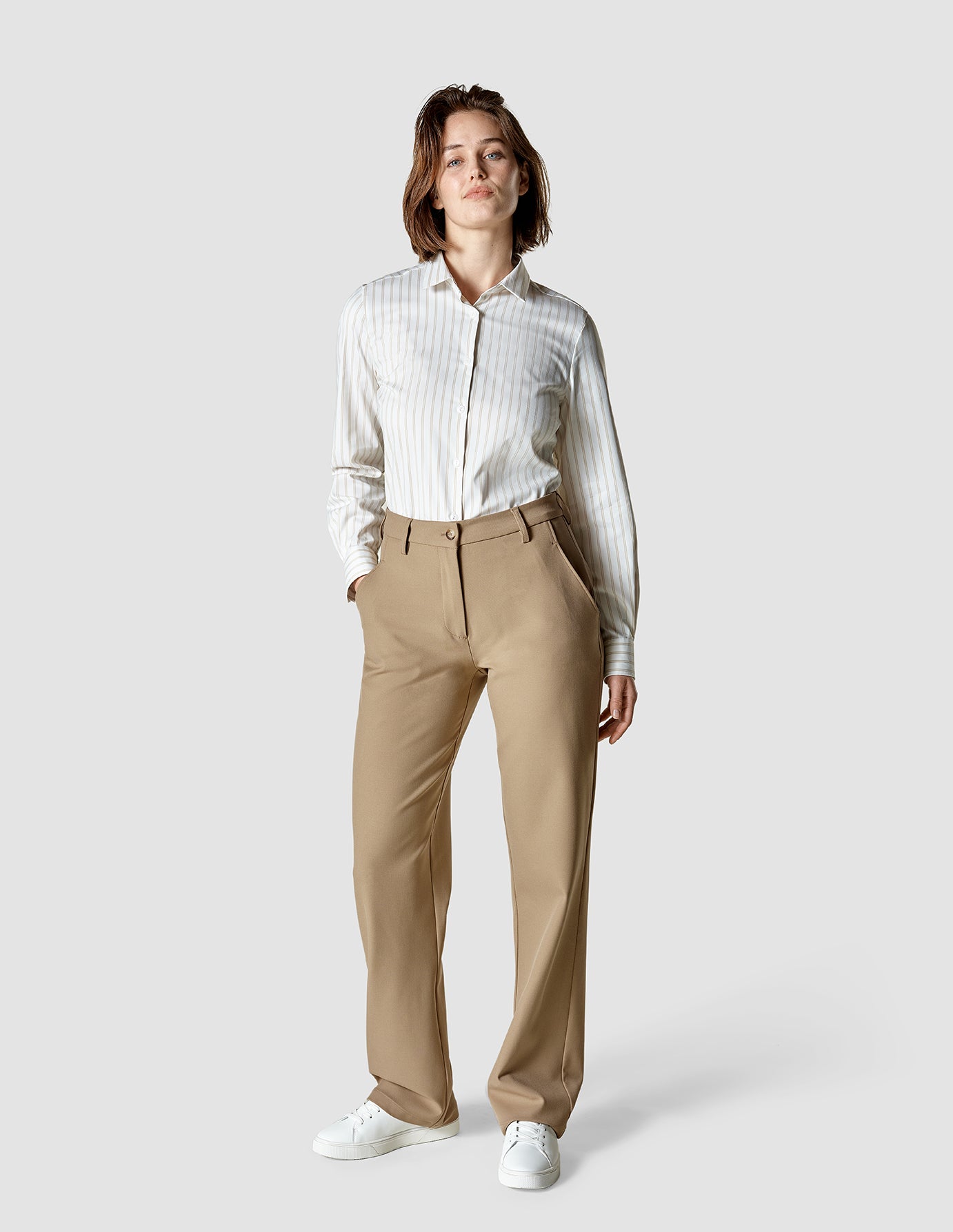 Straight Essential Women’s Pants | SHAPING NEW TOMORROW
