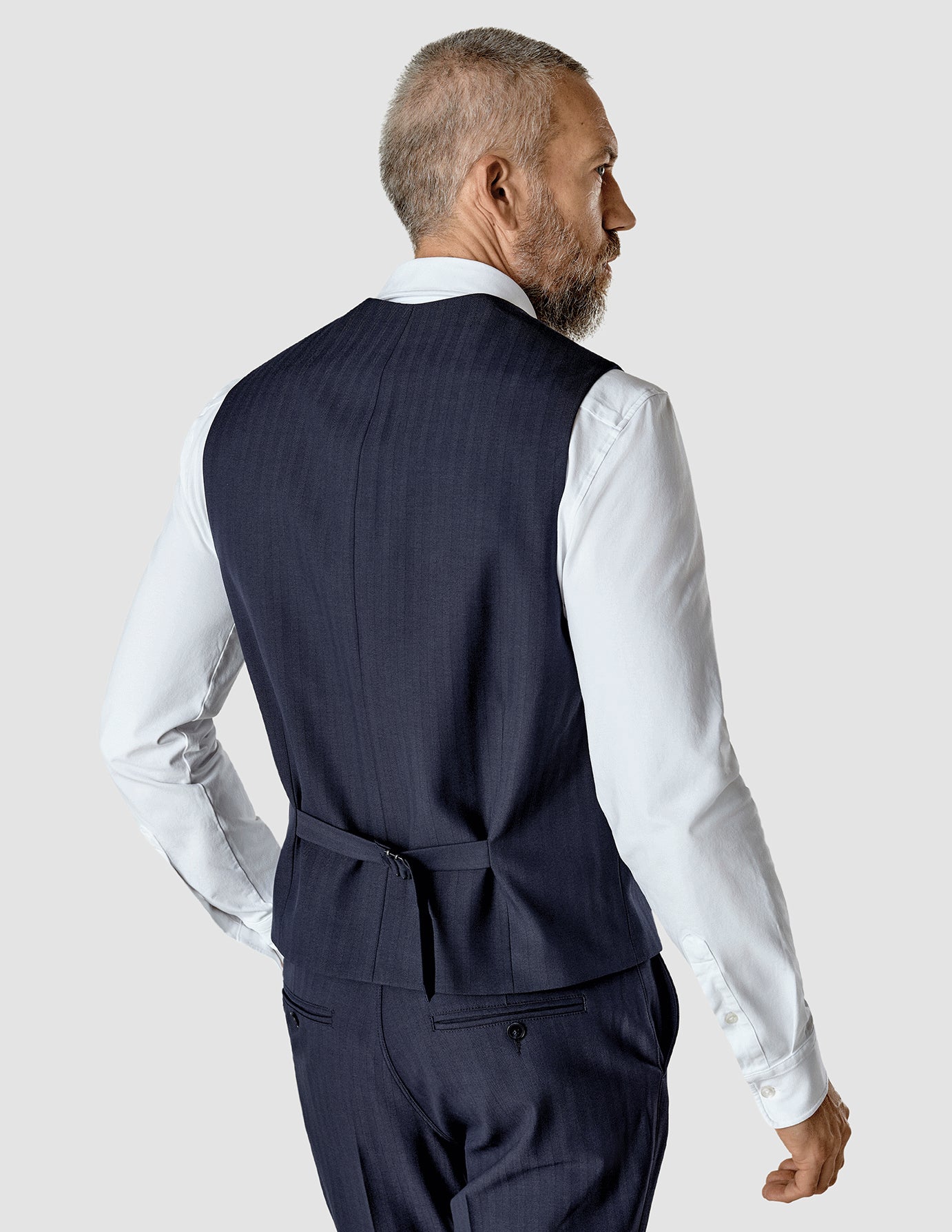 Essential Vest Dark Navy | SHAPING NEW TOMORROW