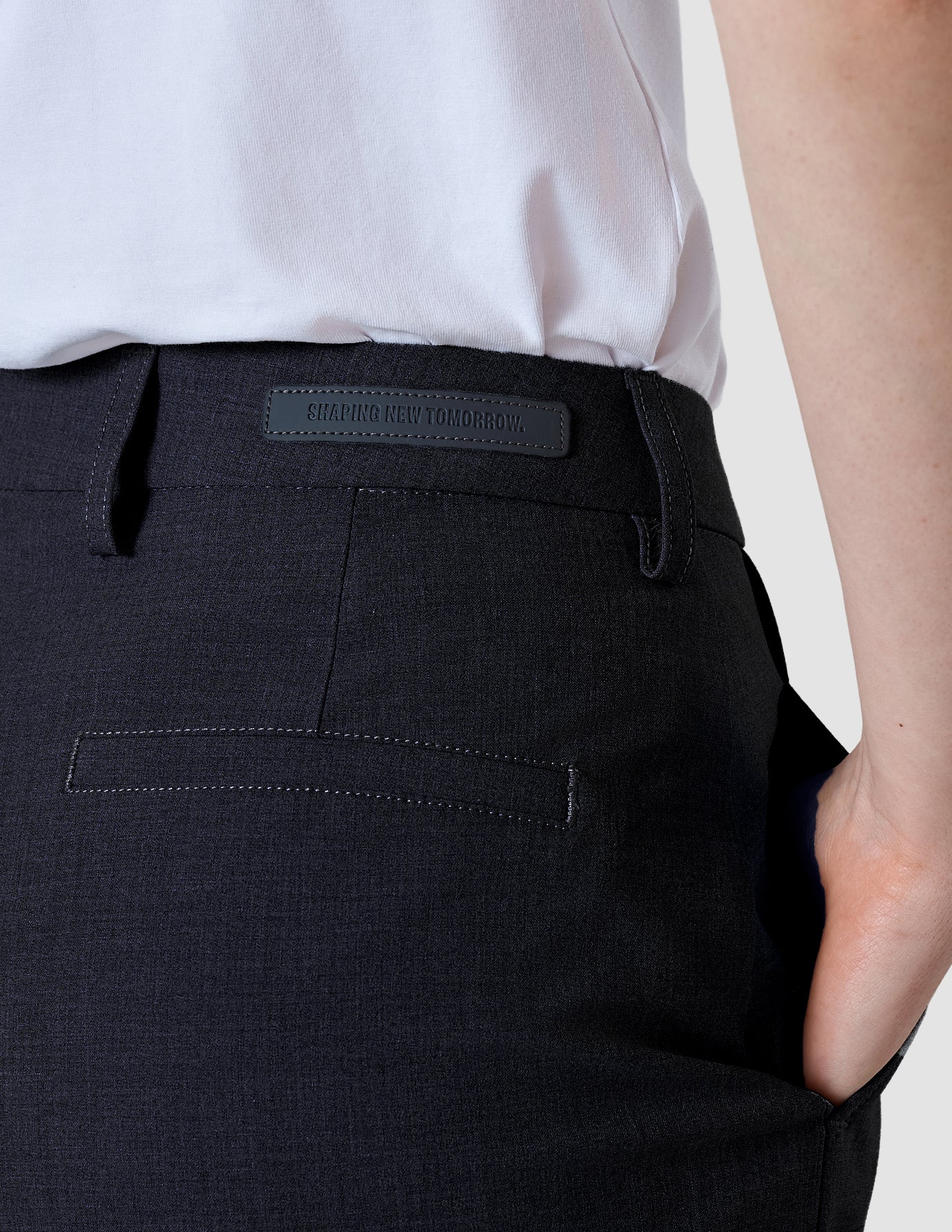 Women Straight Essential Pants Midnight Blue | SHAPING NEW TOMORROW