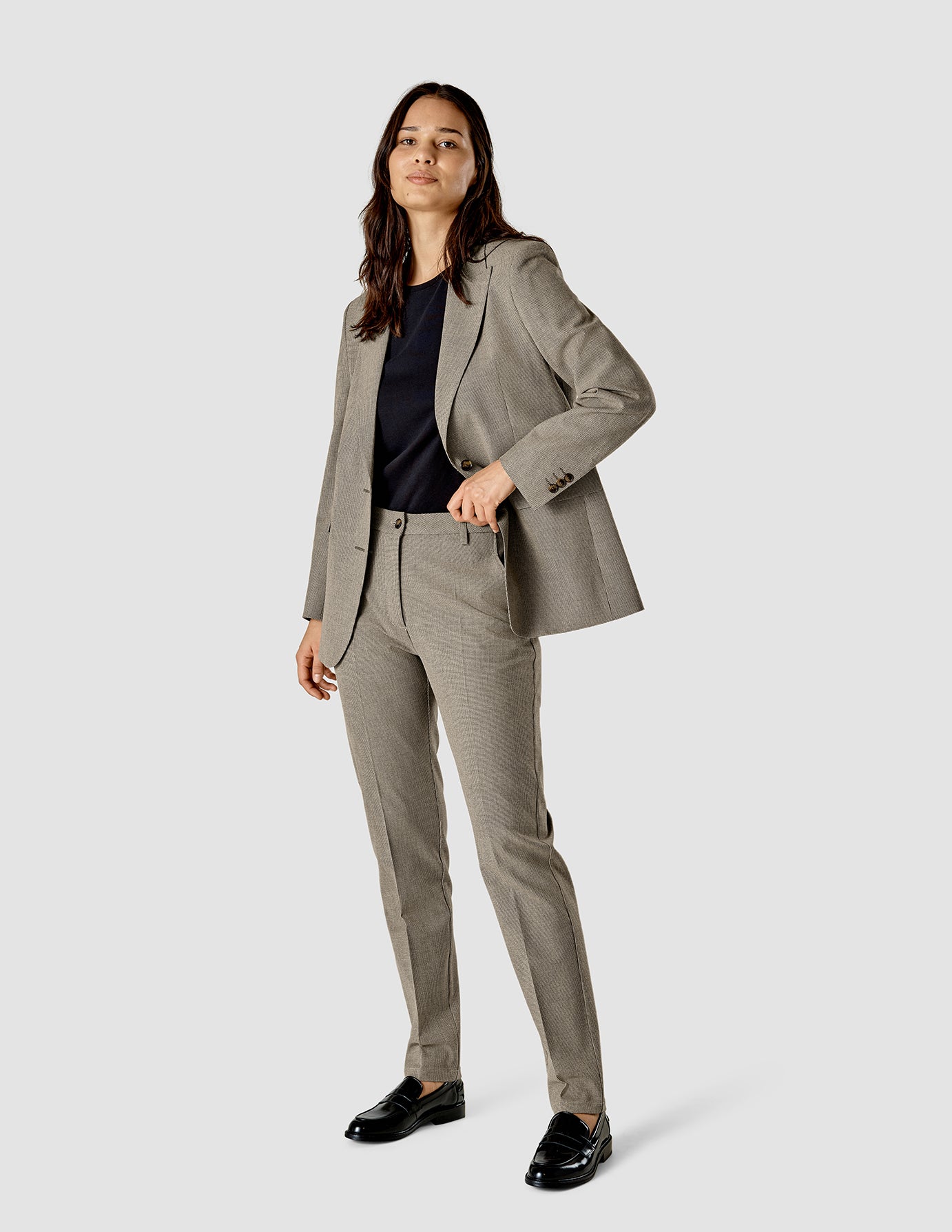 Blazer til kvinder | SHAPING NEW TOMORROW