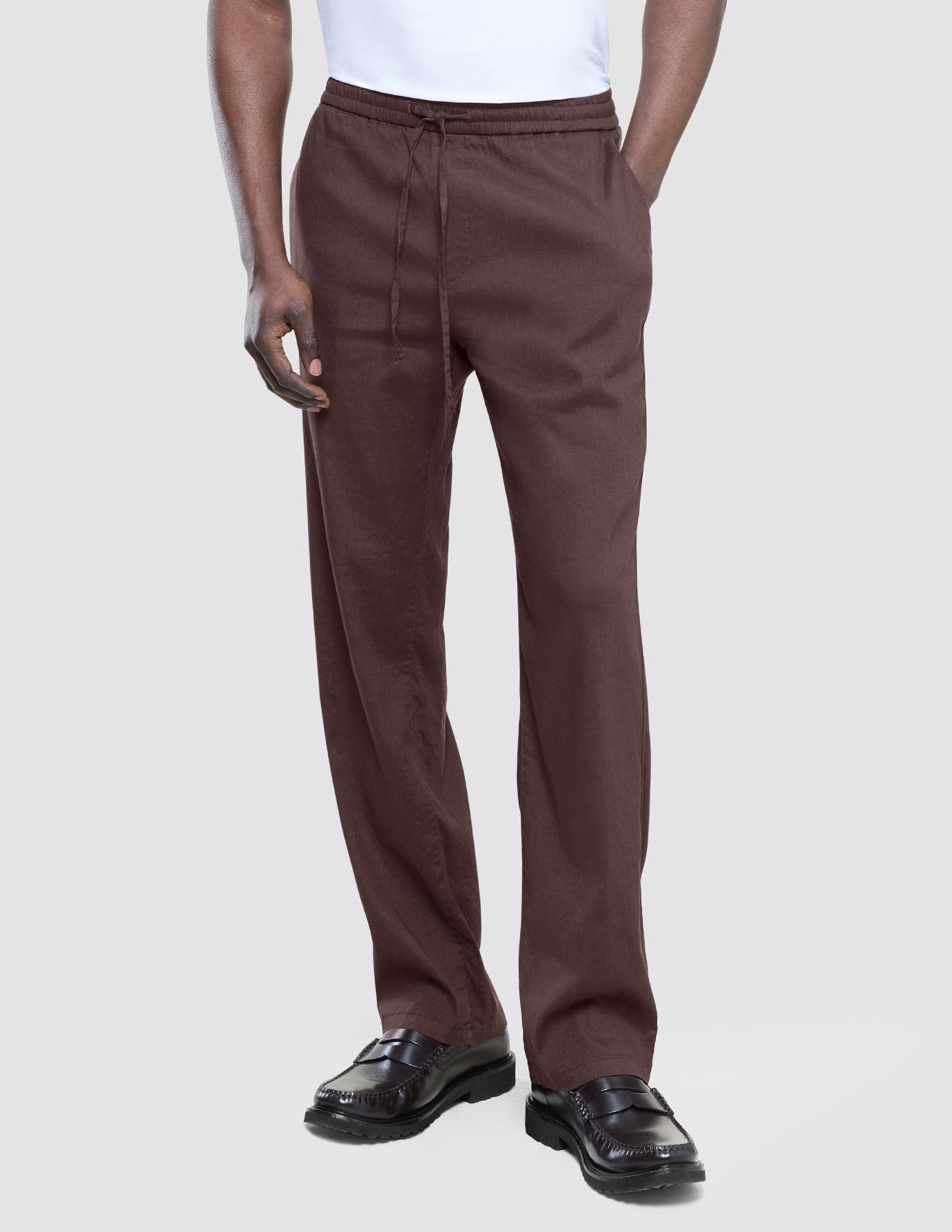 Refined Linen Pants Dark Brown | SHAPING NEW TOMORROW